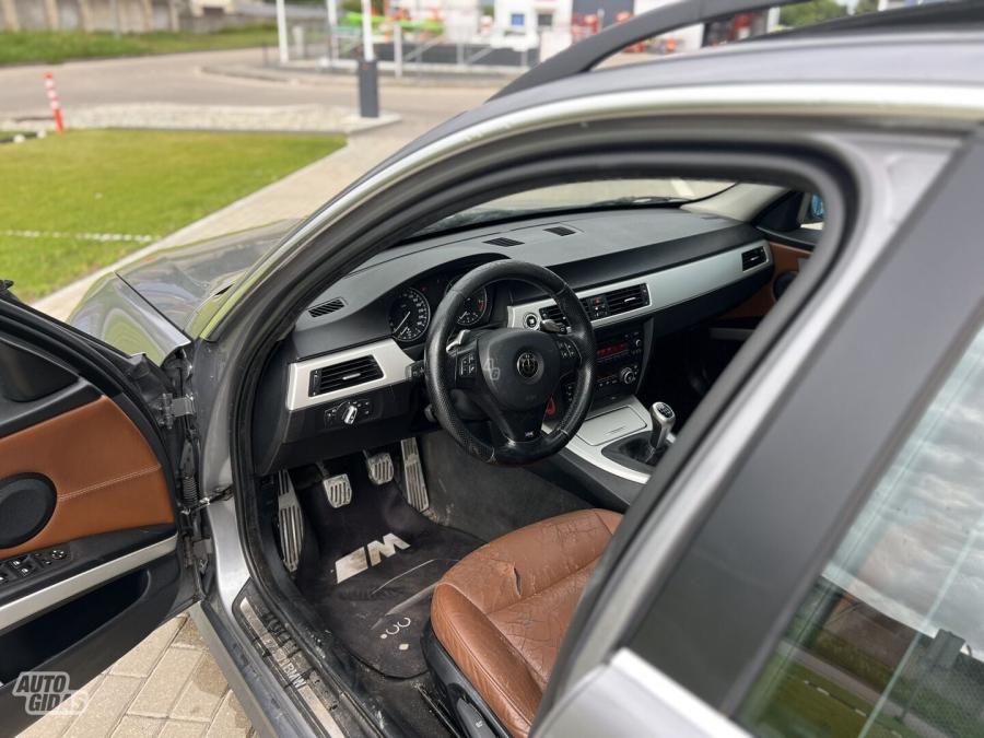 Pelēks BMW 320 2009 Šilutė, ar dzinēja tilpumu 2.00 L un nobraukumu 453 tūkst. km par 2850 €, foto 13 vietnē AUTOMOTO.COM.LV
