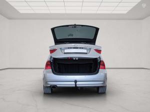 Grey BMW 320 2009 in Kaunas, with an engine capacity of 2.00 L and mileage of 221 thousand km for 4990 €, photo 6 on AUTOMOTO.COM.LV