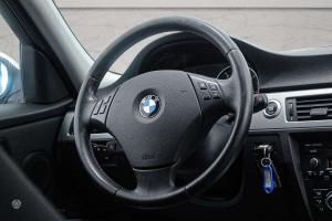 Grey BMW 320 2009 in Kaunas, with an engine capacity of 2.00 L and mileage of 221 thousand km for 4990 €, photo 11 on AUTOMOTO.COM.LV