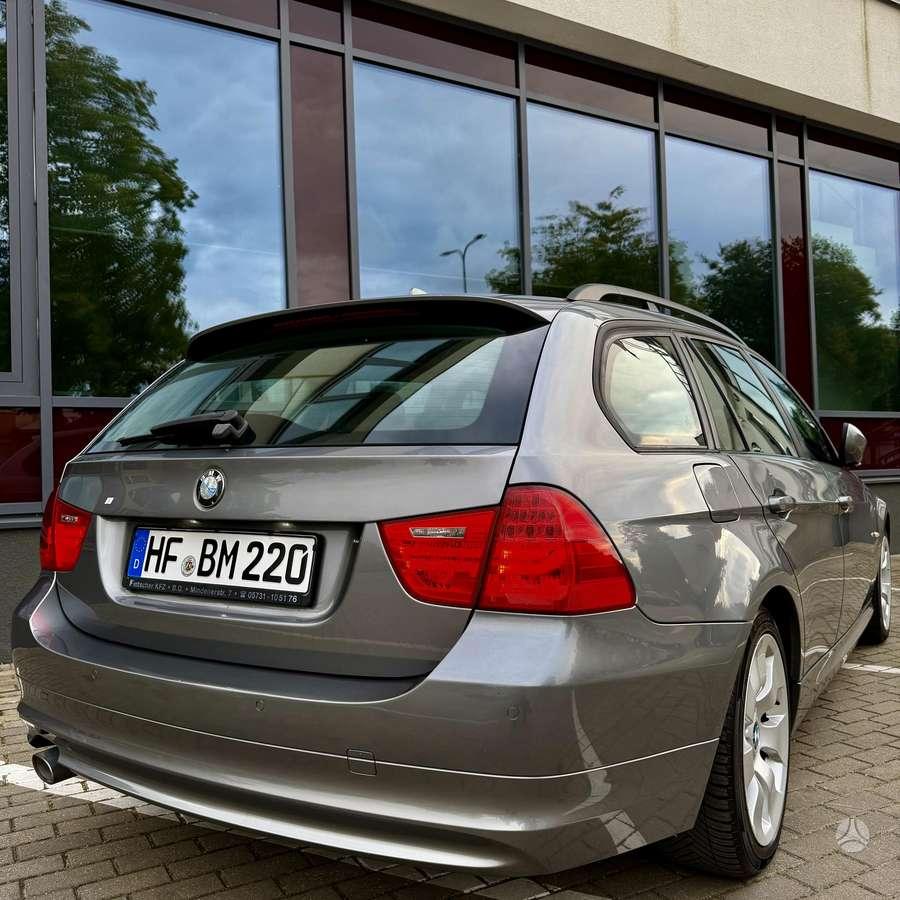 Pelēks BMW 320 2009 Kaišiadorys, ar dzinēja tilpumu 2.00 L un nobraukumu 280 tūkst. km par 4200 €, foto 11 vietnē AUTOMOTO.COM.LV