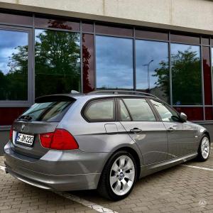 Pelēks BMW 320 2009 Kaišiadorys, ar dzinēja tilpumu 2.00 L un nobraukumu 280 tūkst. km par 4200 €, foto 12 vietnē AUTOMOTO.COM.LV