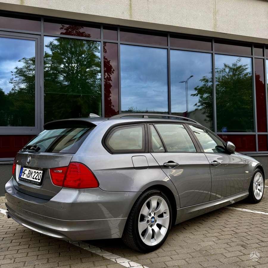 Pelēks BMW 320 2009 Kaišiadorys, ar dzinēja tilpumu 2.00 L un nobraukumu 280 tūkst. km par 4200 €, foto 12 vietnē AUTOMOTO.COM.LV