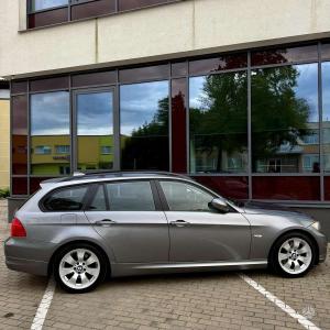 Pelēks BMW 320 2009 Kaišiadorys, ar dzinēja tilpumu 2.00 L un nobraukumu 280 tūkst. km par 4200 €, foto 13 vietnē AUTOMOTO.COM.LV