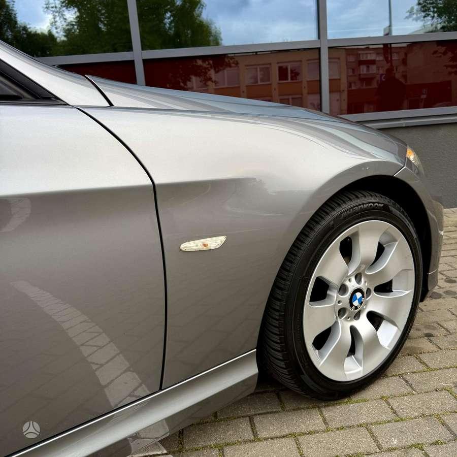 Pelēks BMW 320 2009 Kaišiadorys, ar dzinēja tilpumu 2.00 L un nobraukumu 280 tūkst. km par 4200 €, foto 15 vietnē AUTOMOTO.COM.LV