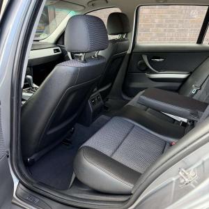 Pelēks BMW 320 2009 Kaišiadorys, ar dzinēja tilpumu 2.00 L un nobraukumu 280 tūkst. km par 4200 €, foto 24 vietnē AUTOMOTO.COM.LV