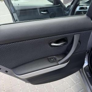 Pelēks BMW 320 2009 Kaišiadorys, ar dzinēja tilpumu 2.00 L un nobraukumu 280 tūkst. km par 4200 €, foto 31 vietnē AUTOMOTO.COM.LV