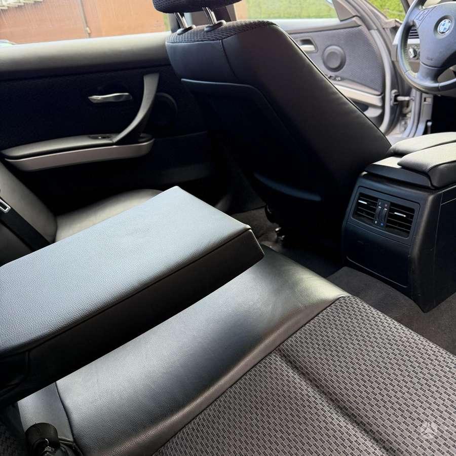 Pelēks BMW 320 2009 Kaišiadorys, ar dzinēja tilpumu 2.00 L un nobraukumu 280 tūkst. km par 4200 €, foto 32 vietnē AUTOMOTO.COM.LV