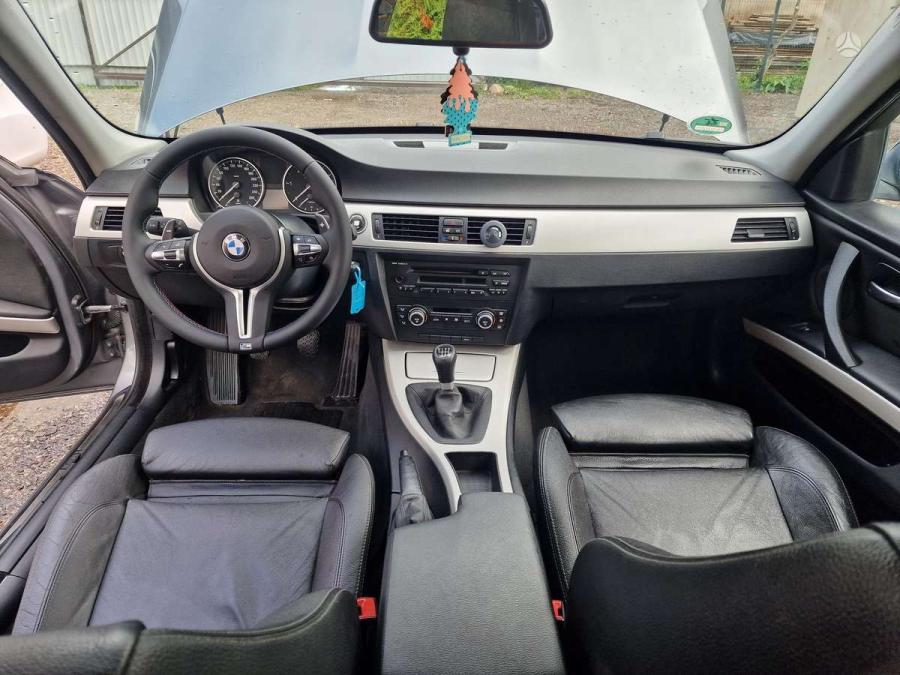 Grey BMW 320 2009 in Panevezys, with an engine capacity of 2.00 L and mileage of 260 thousand km for 3650 €, photo 9 on AUTOMOTO.COM.LV