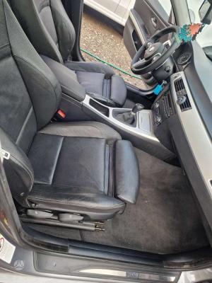 Grey BMW 320 2009 in Panevezys, with an engine capacity of 2.00 L and mileage of 260 thousand km for 3650 €, photo 11 on AUTOMOTO.COM.LV