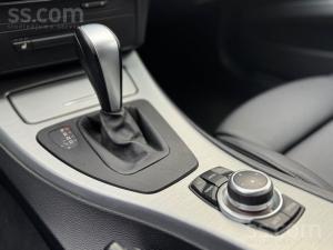 Pelēks BMW 320 2009 Jelgava, ar dzinēja tilpumu 2.00 L un nobraukumu 277 tūkst. km par 4600 €, foto 14 vietnē AUTOMOTO.COM.LV