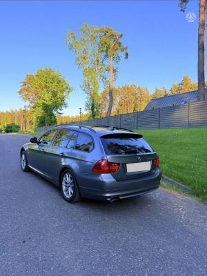 Grey BMW 320 2009 in Alytus, with an engine capacity of 2.00 L and mileage of 250 thousand km for 4400 €, photo 4 on AUTOMOTO.COM.LV