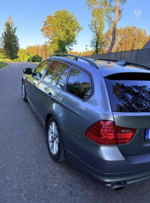 Grey BMW 320 2009 in Alytus, with an engine capacity of 2.00 L and mileage of 250 thousand km for 4400 €, photo 6 on AUTOMOTO.COM.LV