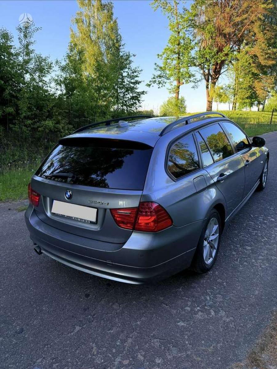 Grey BMW 320 2009 in Alytus, with an engine capacity of 2.00 L and mileage of 250 thousand km for 4400 €, photo 7 on AUTOMOTO.COM.LV