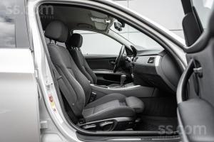 Grey BMW 320 2009 in Riga, with an engine capacity of 2.00 L and mileage of 283 thousand km for 2995 €, photo 10 on AUTOMOTO.COM.LV