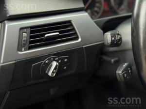 Grey BMW 320 2009 in Riga, with an engine capacity of 2.00 L and mileage of 315 thousand km for 3950 €, photo 12 on AUTOMOTO.COM.LV