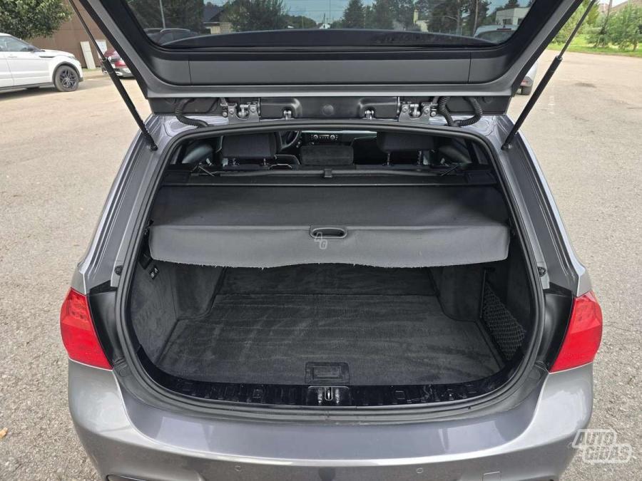 Grey BMW 320 2009 in Taurage, with an engine capacity of 2.00 L and mileage of 290 thousand km for 5700 €, photo 19 on AUTOMOTO.COM.LV