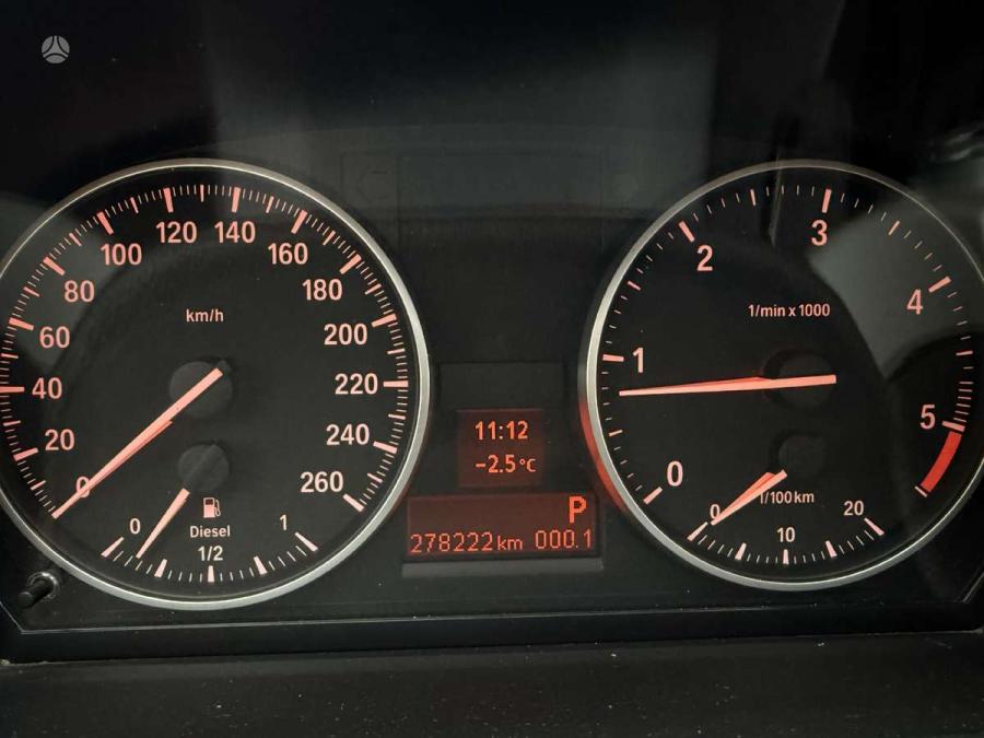 Pelēks BMW 320 2010 Panevēža, ar dzinēja tilpumu 0.00 L un nobraukumu 278 tūkst. km par 4599 €, foto 14 vietnē AUTOMOTO.COM.LV