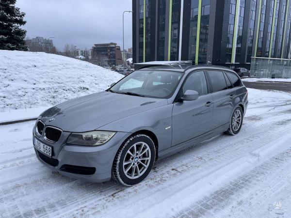 Grey BMW 320 2010 in Vilnius, with an engine capacity of 2.00 L and mileage of 401 thousand km for 2600 €, photo 1 on AUTOMOTO.COM.LV