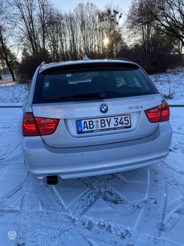 Grey BMW 320 2010 in Kaunas, with an engine capacity of 2.00 L and mileage of 273 thousand km for 3599 €, photo 5 on AUTOMOTO.COM.LV