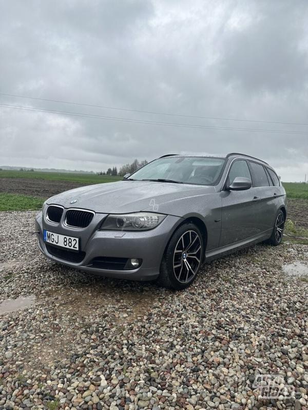 Pelēks BMW 320 2010 Kauņa, ar dzinēja tilpumu 2.00 L un nobraukumu 331 tūkst. km par 5200 €, foto 1 vietnē AUTOMOTO.COM.LV