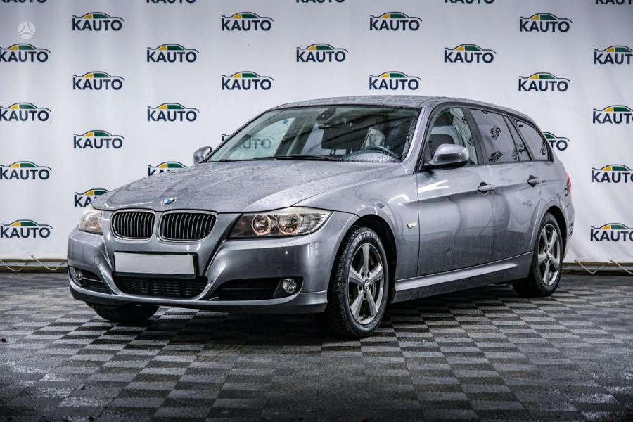 Pelēks BMW 320 2010 Kauņa, ar dzinēja tilpumu 2.00 L un nobraukumu 322 tūkst. km par 4990 €, foto 1 vietnē AUTOMOTO.COM.LV