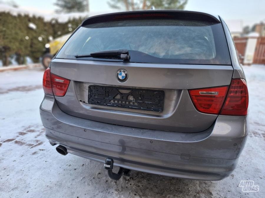 Grey BMW 320 2010 in Vilnius, with an engine capacity of 2.00 L and mileage of 237 thousand km for 5700 €, photo 4 on AUTOMOTO.COM.LV