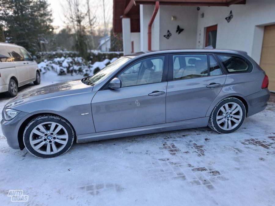 Grey BMW 320 2010 in Vilnius, with an engine capacity of 2.00 L and mileage of 237 thousand km for 5700 €, photo 6 on AUTOMOTO.COM.LV