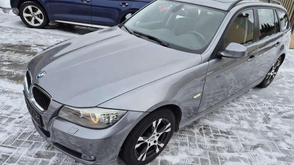 Grey BMW 320 2010 in Vilnius, with an engine capacity of 2.00 L and mileage of 184 thousand km for 3999 €, photo 3 on AUTOMOTO.COM.LV