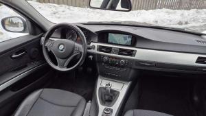 Pelēks BMW 320 2010 Viļņa, ar dzinēja tilpumu 2.00 L un nobraukumu 184 tūkst. km par 3999 €, foto 9 vietnē AUTOMOTO.COM.LV