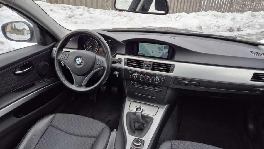 Pelēks BMW 320 2010 Viļņa, ar dzinēja tilpumu 2.00 L un nobraukumu 184 tūkst. km par 3999 €, foto 9 vietnē AUTOMOTO.COM.LV
