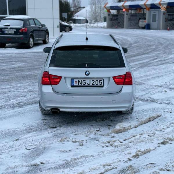 Grey BMW 320 2010 in Vilnius, with an engine capacity of 2.00 L and mileage of 296 thousand km for 3999 €, photo 5 on AUTOMOTO.COM.LV