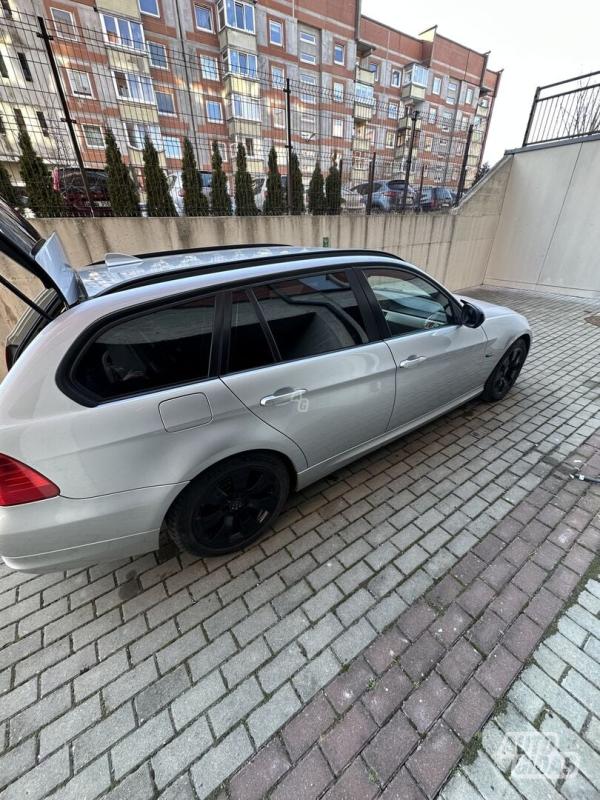 Pelēks BMW 320 2010 Klaipėda, ar dzinēja tilpumu 2.00 L un nobraukumu 203 tūkst. km par 4500 €, foto 4 vietnē AUTOMOTO.COM.LV