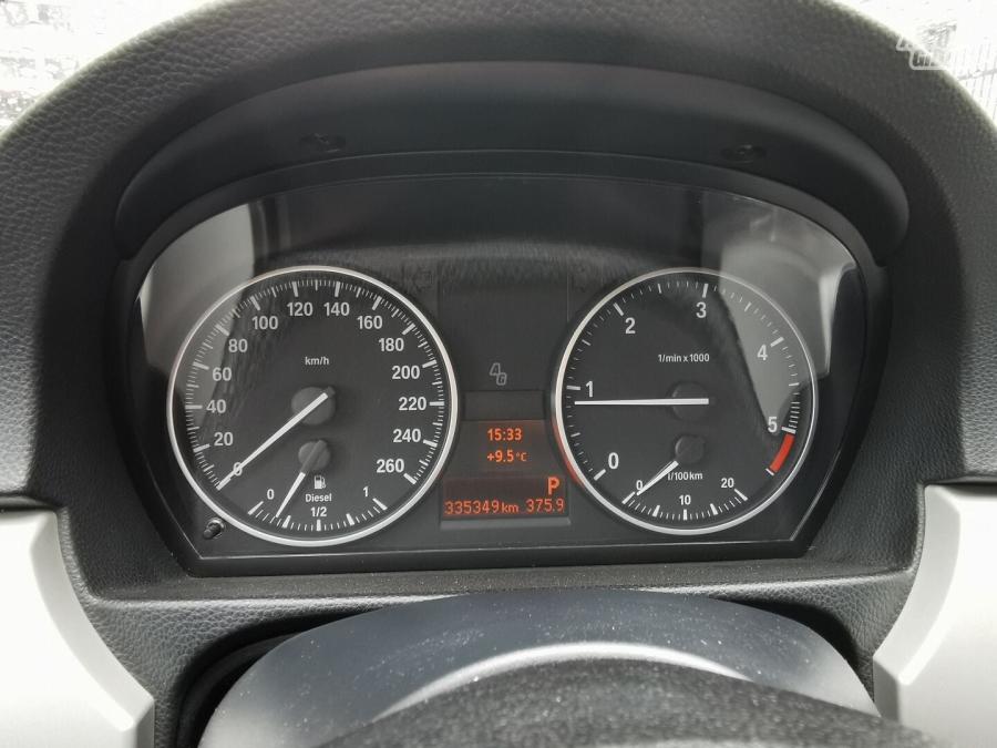 Pelēks BMW 320 2010 Viļņa, ar dzinēja tilpumu 2.00 L un nobraukumu 335 tūkst. km par 5499 €, foto 5 vietnē AUTOMOTO.COM.LV