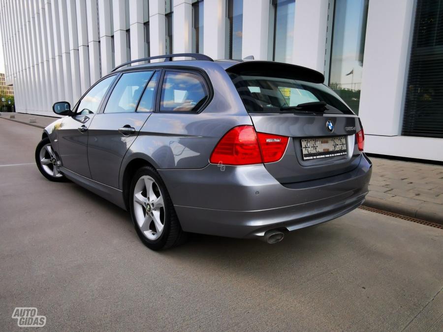 Pelēks BMW 320 2010 Viļņa, ar dzinēja tilpumu 2.00 L un nobraukumu 335 tūkst. km par 5499 €, foto 20 vietnē AUTOMOTO.COM.LV