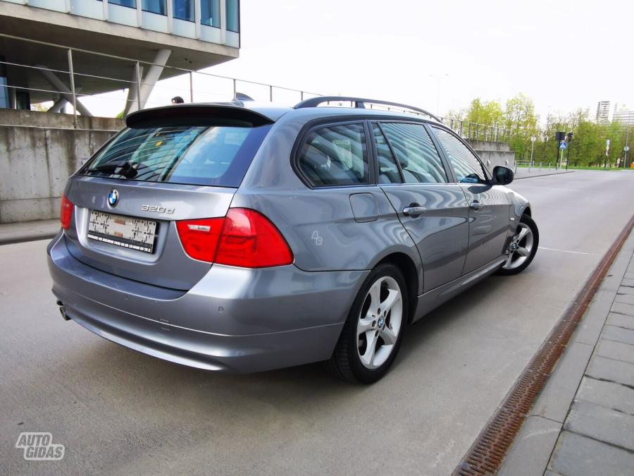 Pelēks BMW 320 2010 Viļņa, ar dzinēja tilpumu 2.00 L un nobraukumu 335 tūkst. km par 5499 €, foto 21 vietnē AUTOMOTO.COM.LV