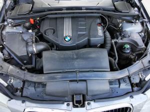 Pelēks BMW 320 2010 Viļņa, ar dzinēja tilpumu 2.00 L un nobraukumu 335 tūkst. km par 5499 €, foto 24 vietnē AUTOMOTO.COM.LV