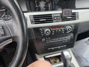 Pelēks BMW 320 2010 Panevēža, ar dzinēja tilpumu 2.00 L un nobraukumu 332 tūkst. km par 4600 €, foto 9 vietnē AUTOMOTO.COM.LV