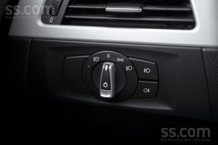 Pelēks BMW 320 2010 Talsi, ar dzinēja tilpumu 2.00 L un nobraukumu 231 tūkst. km par 5790 €, foto 15 vietnē AUTOMOTO.COM.LV