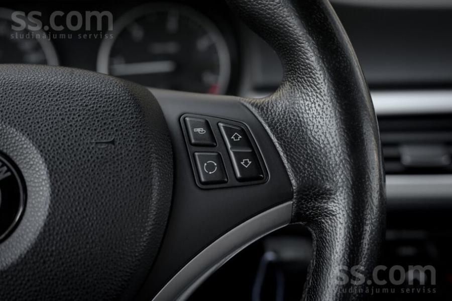 Pelēks BMW 320 2010 Talsi, ar dzinēja tilpumu 2.00 L un nobraukumu 231 tūkst. km par 5790 €, foto 20 vietnē AUTOMOTO.COM.LV