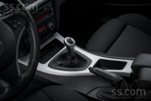 Pelēks BMW 320 2010 Talsi, ar dzinēja tilpumu 2.00 L un nobraukumu 231 tūkst. km par 5790 €, foto 23 vietnē AUTOMOTO.COM.LV