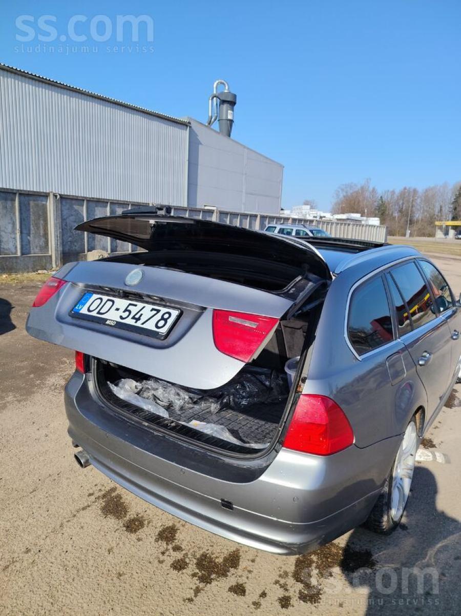 Pelēks BMW 320 2010 Saldus, ar dzinēja tilpumu 2.00 L un nobraukumu 476 tūkst. km par 4400 €, foto 9 vietnē AUTOMOTO.COM.LV