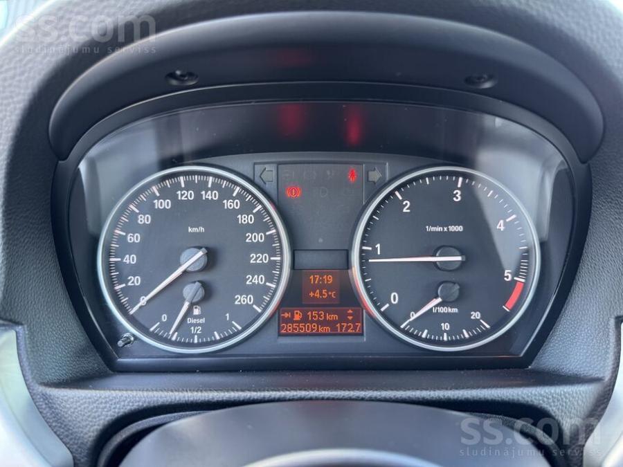 Pelēks BMW 320 2010 Cēsis, ar dzinēja tilpumu 2.00 L un nobraukumu 286 tūkst. km par 5450 €, foto 25 vietnē AUTOMOTO.COM.LV