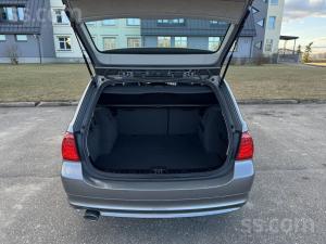 Pelēks BMW 320 2010 Cēsis, ar dzinēja tilpumu 2.00 L un nobraukumu 286 tūkst. km par 5450 €, foto 28 vietnē AUTOMOTO.COM.LV