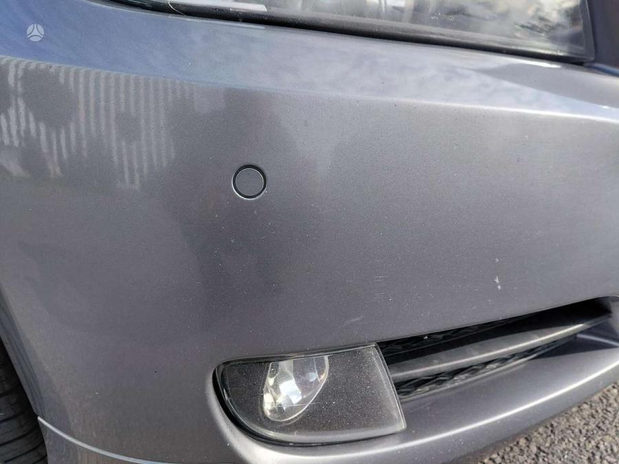 Pelēks BMW 320 2010 Viļņa, ar dzinēja tilpumu 2.00 L un nobraukumu 336 tūkst. km par 5490 €, foto 12 vietnē AUTOMOTO.COM.LV