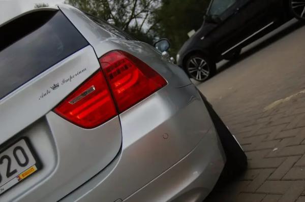 Pelēks BMW 320 2010 Jēkabpils, ar dzinēja tilpumu 2.00 L un nobraukumu 240 tūkst. km par 1000 €, foto 7 vietnē AUTOMOTO.COM.LV