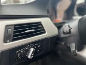Grey BMW 320 2010 in Jekabpils, with an engine capacity of 2.00 L and mileage of 250 thousand km for 5500 €, photo 18 on AUTOMOTO.COM.LV