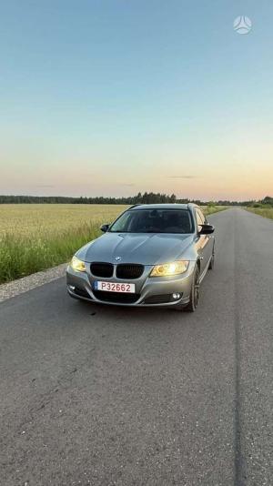 Grey BMW 320 2010 in Vilnius, with an engine capacity of 2.00 L and mileage of 306 thousand km for 4880 €, photo 11 on AUTOMOTO.COM.LV
