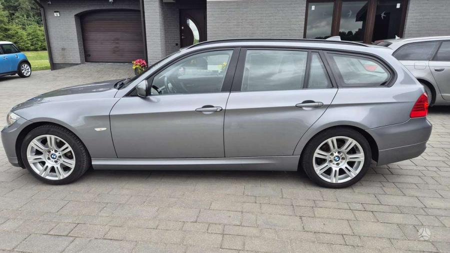 Grey BMW 320 2010 in Kupiskis, with an engine capacity of 2.00 L and mileage of 235 thousand km for 4100 €, photo 6 on AUTOMOTO.COM.LV