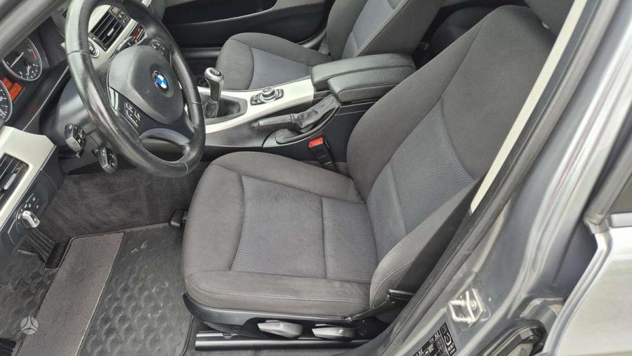 Grey BMW 320 2010 in Kupiskis, with an engine capacity of 2.00 L and mileage of 235 thousand km for 4100 €, photo 17 on AUTOMOTO.COM.LV