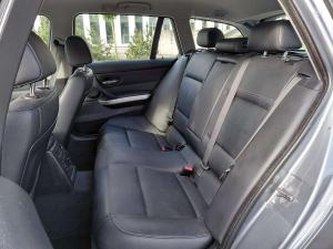 Grey BMW 320 2010 in Vilnius, with an engine capacity of 2.00 L and mileage of 336 thousand km for 5490 €, photo 15 on AUTOMOTO.COM.LV